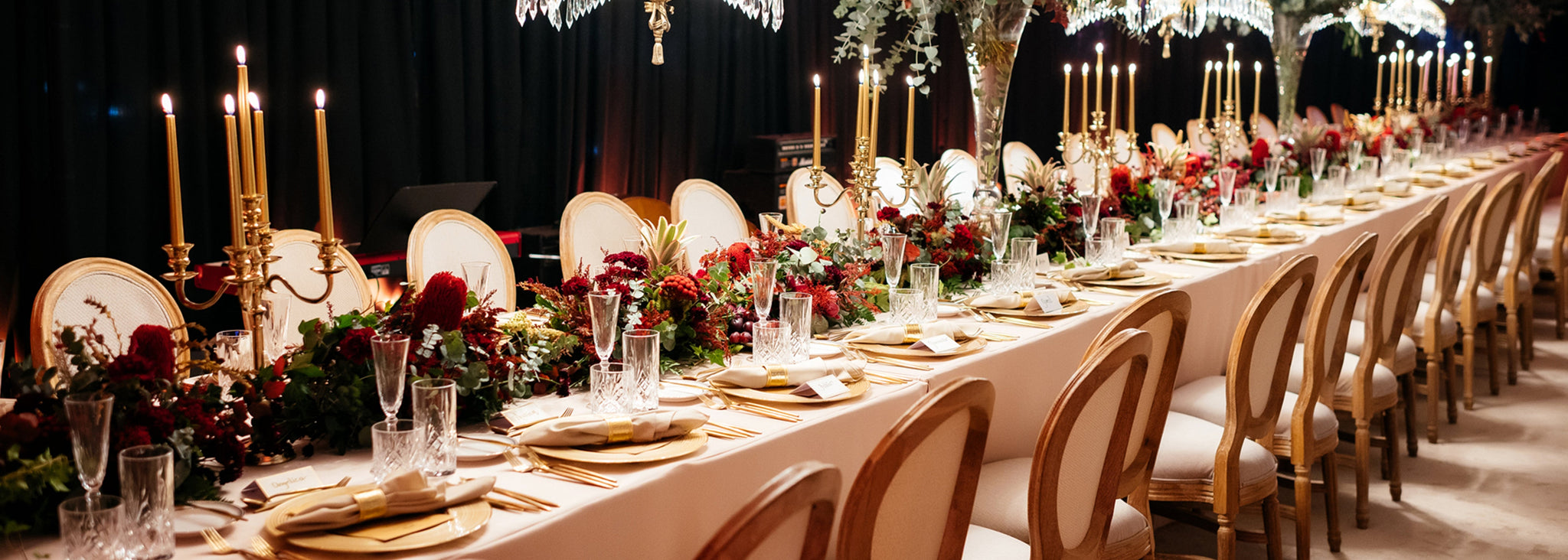 Table And Chair Rental Abu Dhabi - Tables | Mint